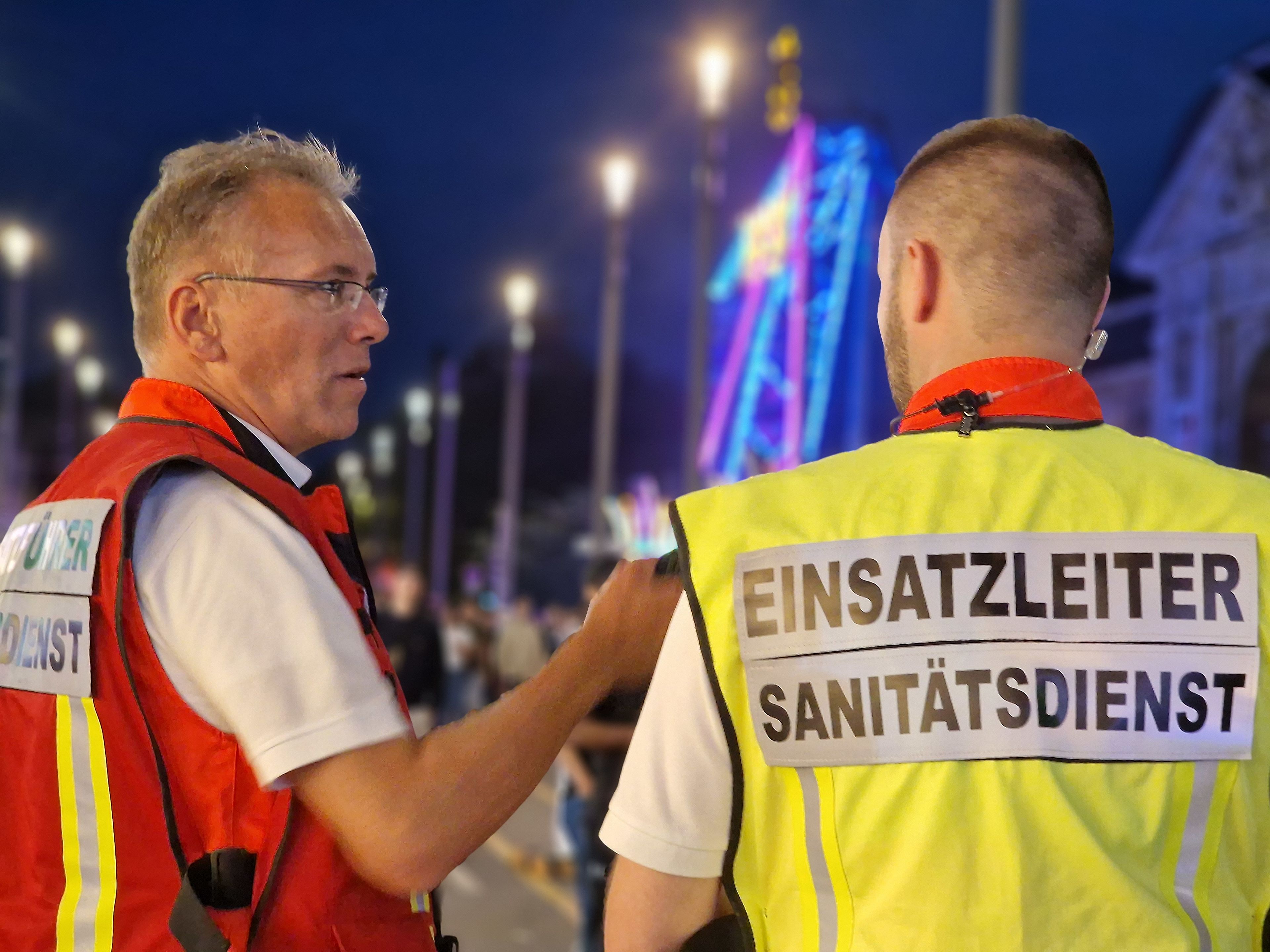 bei twitter teilen bei facebook teilen